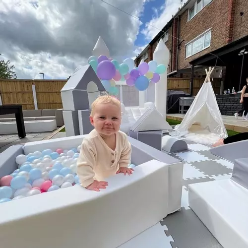 Contact | Amelia Rose